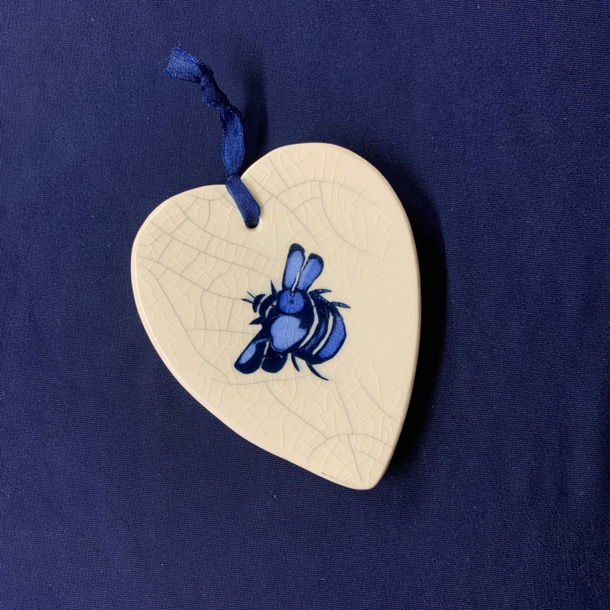 Bee Heart - Medium – Alchemy Tiles